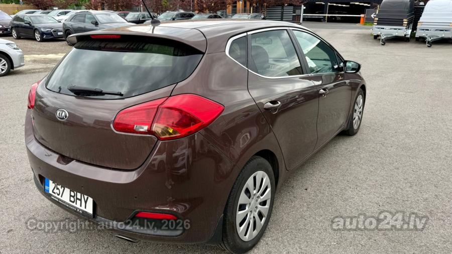 Brūns Kia Ceed 2013 Tallina, ar dzinēja tilpumu 1.60 L un nobraukumu 163 tūkst. km par 5990 €, foto 10 vietnē AUTOMOTO.COM.LV