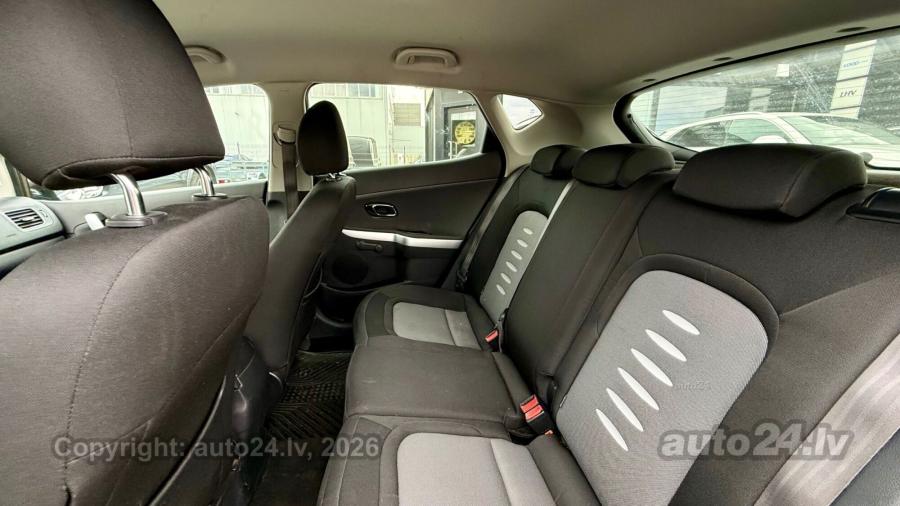 Brūns Kia Ceed 2013 Tallina, ar dzinēja tilpumu 1.60 L un nobraukumu 163 tūkst. km par 5990 €, foto 17 vietnē AUTOMOTO.COM.LV