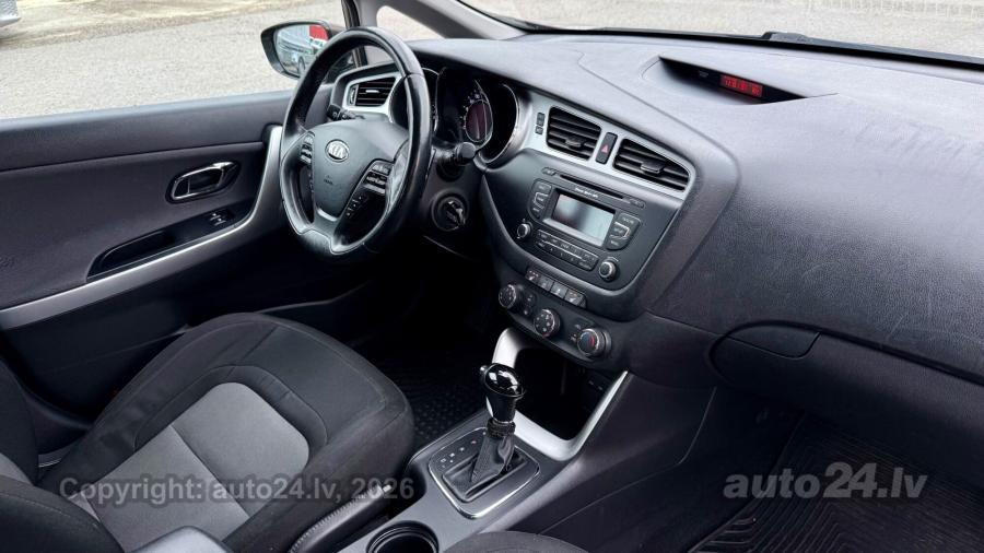 Brūns Kia Ceed 2013 Tallina, ar dzinēja tilpumu 1.60 L un nobraukumu 163 tūkst. km par 5990 €, foto 23 vietnē AUTOMOTO.COM.LV