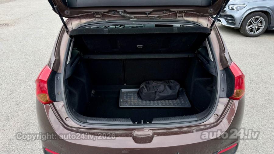 Brūns Kia Ceed 2013 Tallina, ar dzinēja tilpumu 1.60 L un nobraukumu 163 tūkst. km par 5990 €, foto 29 vietnē AUTOMOTO.COM.LV