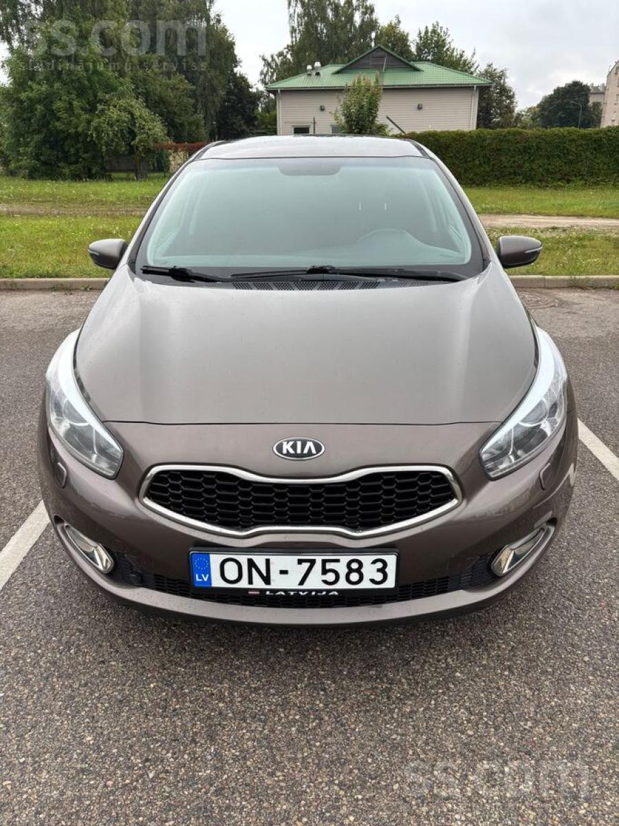 Brūns Kia Ceed 2013 Daugavpils, ar dzinēja tilpumu 1.60 L un nobraukumu 285 tūkst. km par 2950 €, foto 1 vietnē AUTOMOTO.COM.LV