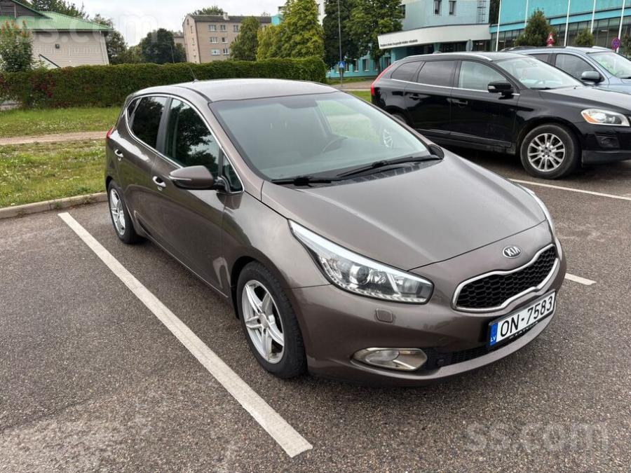 Brūns Kia Ceed 2013 Daugavpils, ar dzinēja tilpumu 1.60 L un nobraukumu 285 tūkst. km par 2950 €, foto 3 vietnē AUTOMOTO.COM.LV