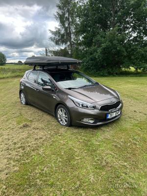 Brown Kia Ceed 2014 in Tallinn, with an engine capacity of 1.60 L and mileage of 218 thousand km for 5500 €, photo 3 on AUTOMOTO.COM.LV