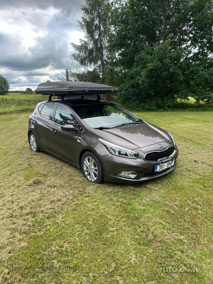 Brown Kia Ceed 2014 in Tallinn, with an engine capacity of 1.60 L and mileage of 218 thousand km for 5500 €, photo 3 on AUTOMOTO.COM.LV