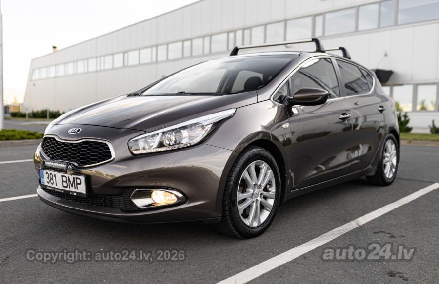 Brown Kia Ceed 2014 in Tallinn, with an engine capacity of 1.60 L and mileage of 218 thousand km for 4990 €, photo 1 on AUTOMOTO.COM.LV