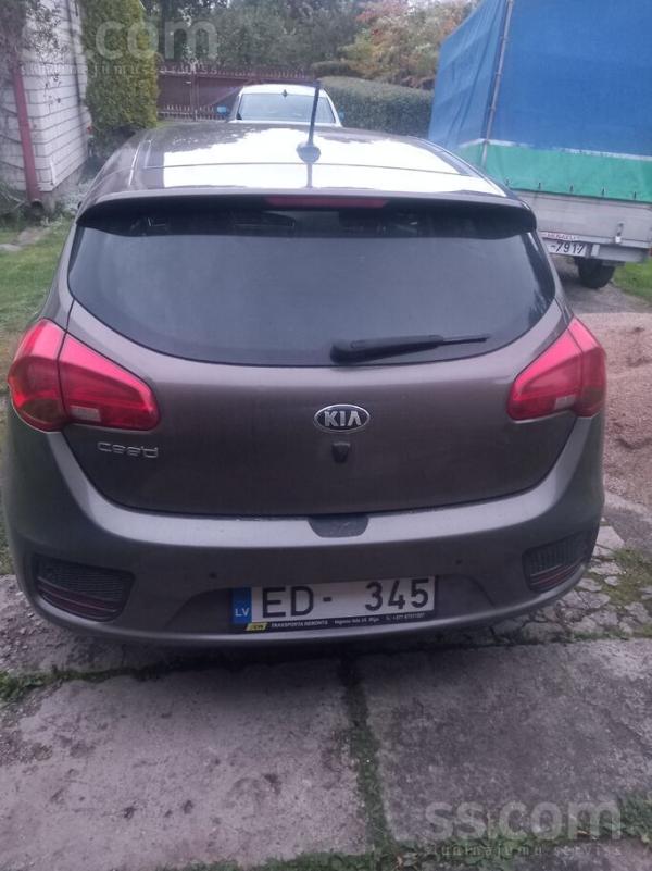 Brūns Kia Ceed 2015 Talsi, ar dzinēja tilpumu 1.60 L un nobraukumu 203 tūkst. km par 5500 €, foto 3 vietnē AUTOMOTO.COM.LV