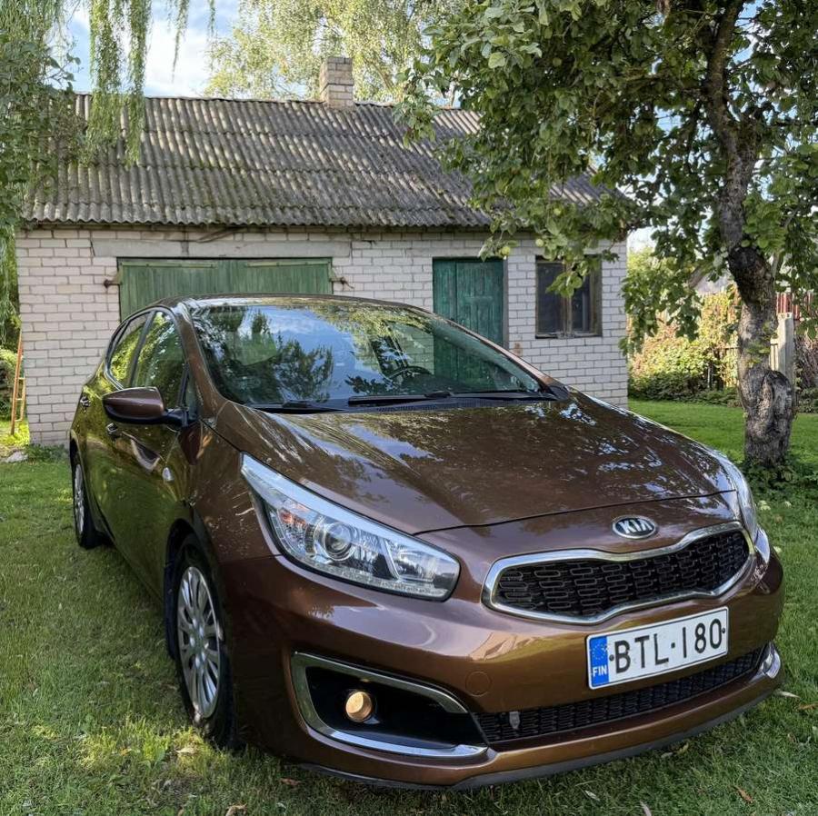 Brūns Kia Ceed 2015 Radviliškis, ar dzinēja tilpumu 1.00 L un nobraukumu 241 tūkst. km par 3750 €, foto 1 vietnē AUTOMOTO.COM.LV