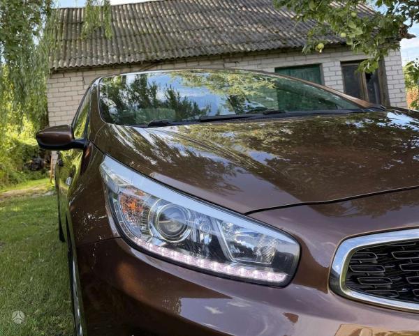 Brūns Kia Ceed 2015 Radviliškis, ar dzinēja tilpumu 1.00 L un nobraukumu 241 tūkst. km par 3750 €, foto 8 vietnē AUTOMOTO.COM.LV