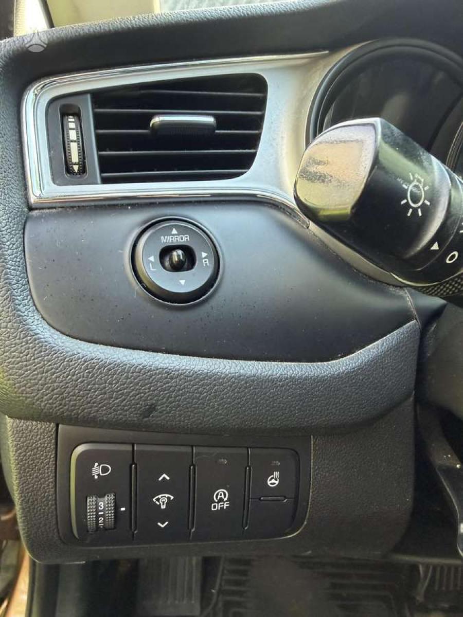 Brūns Kia Ceed 2015 Radviliškis, ar dzinēja tilpumu 1.00 L un nobraukumu 241 tūkst. km par 3750 €, foto 12 vietnē AUTOMOTO.COM.LV
