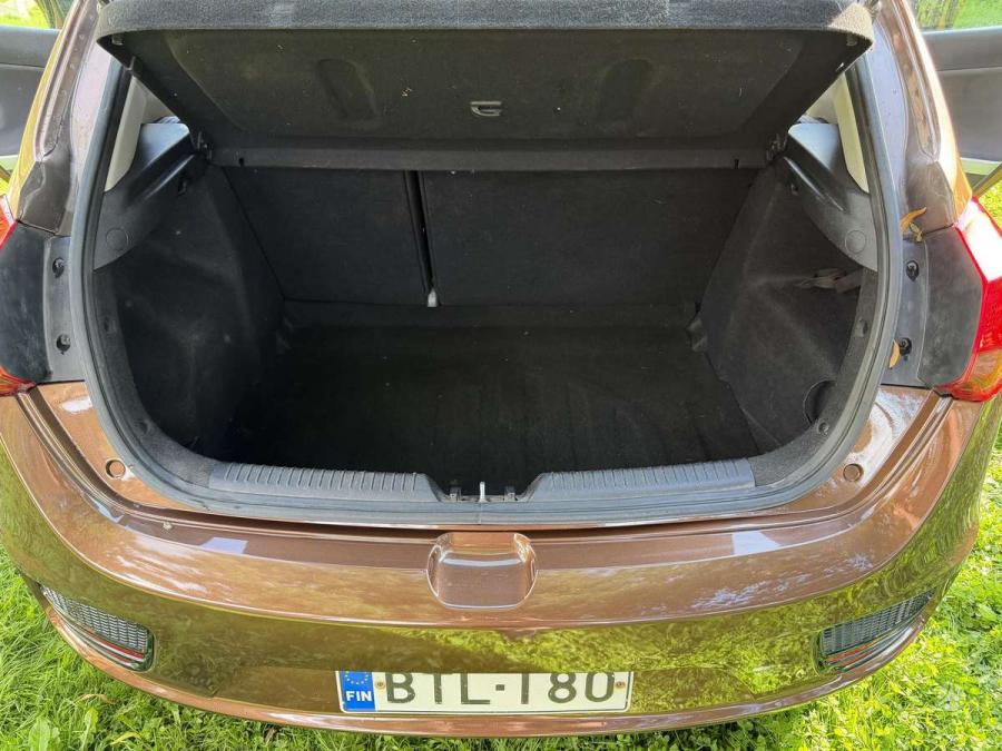 Brūns Kia Ceed 2015 Radviliškis, ar dzinēja tilpumu 1.00 L un nobraukumu 241 tūkst. km par 3750 €, foto 17 vietnē AUTOMOTO.COM.LV
