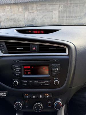 Brūns Kia Ceed 2015 Radviliškis, ar dzinēja tilpumu 1.00 L un nobraukumu 241 tūkst. km par 3750 €, foto 19 vietnē AUTOMOTO.COM.LV