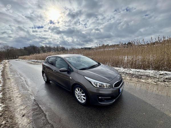 Brūns Kia Ceed 2016 Viļņa, ar dzinēja tilpumu 1.40 L un nobraukumu 254 tūkst. km par 5555 €, foto 2 vietnē AUTOMOTO.COM.LV