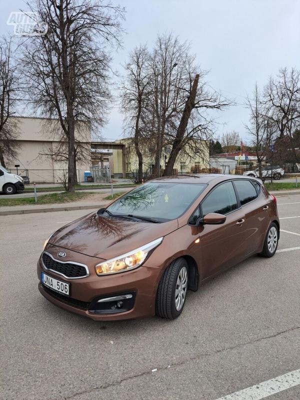 Brūns Kia Ceed 2016 Viļņa, ar dzinēja tilpumu 1.40 L un nobraukumu 166 tūkst. km par 6490 €, foto 4 vietnē AUTOMOTO.COM.LV