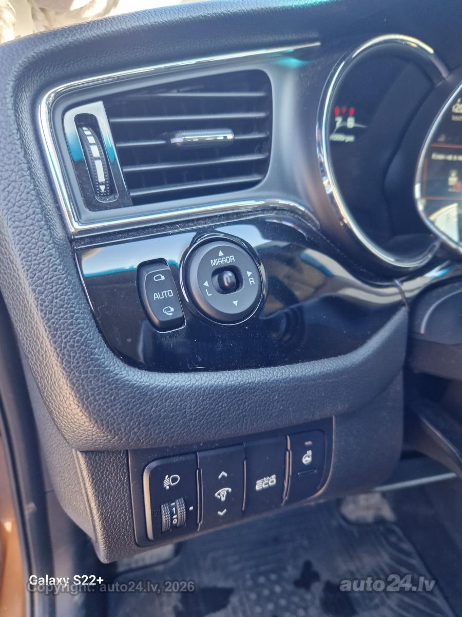 Brūns Kia Ceed 2016 Tallina, ar dzinēja tilpumu 1.60 L un nobraukumu 131 tūkst. km par 9600 €, foto 16 vietnē AUTOMOTO.COM.LV