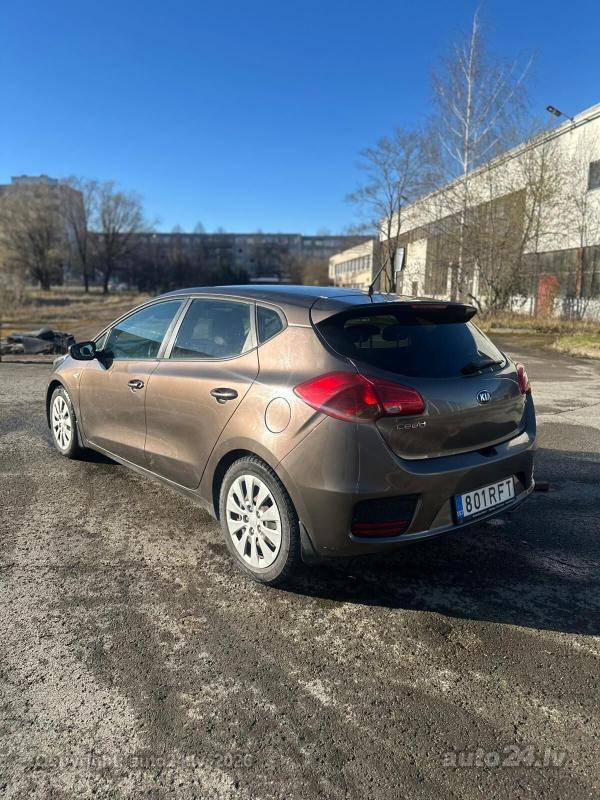 Brown Kia Ceed 2017 in Tallinn, with an engine capacity of 1.60 L and mileage of 204 thousand km for 5500 €, photo 3 on AUTOMOTO.COM.LV