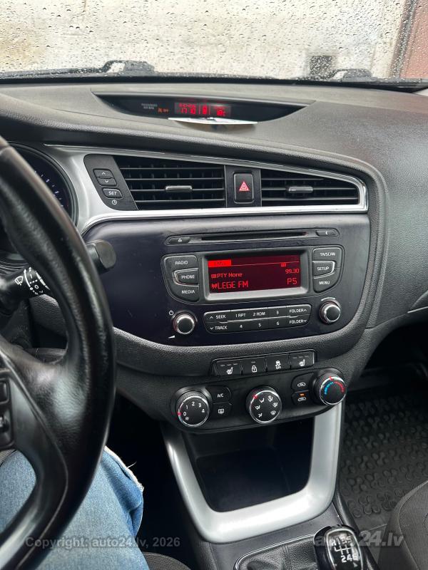 Brown Kia Ceed 2017 in Tallinn, with an engine capacity of 1.40 L and mileage of 205 thousand km for 4500 €, photo 6 on AUTOMOTO.COM.LV