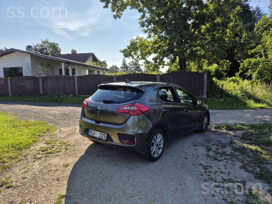Brūns Kia Ceed 2017 Rīga, ar dzinēja tilpumu 1.60 L un nobraukumu 292 tūkst. km par 5200 €, foto 1 vietnē AUTOMOTO.COM.LV