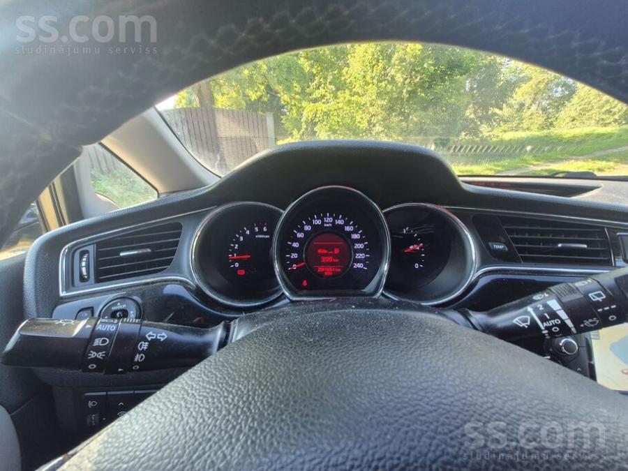 Brūns Kia Ceed 2017 Rīga, ar dzinēja tilpumu 1.60 L un nobraukumu 292 tūkst. km par 5200 €, foto 6 vietnē AUTOMOTO.COM.LV