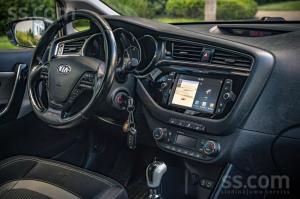 Brown Kia Ceed 2017 in Riga, with an engine capacity of 1.60 L and mileage of 292 thousand km for 5990 €, photo 12 on AUTOMOTO.COM.LV