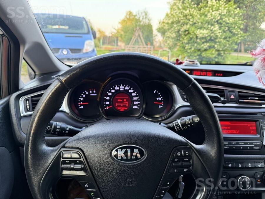 Brūns Kia Ceed 2018 Balvi, ar dzinēja tilpumu 1.40 L un nobraukumu 217 tūkst. km par 700 €, foto 12 vietnē AUTOMOTO.COM.LV
