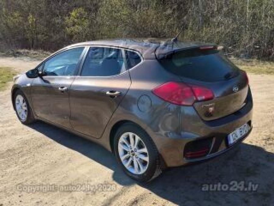 Brūns Kia Ceed 2018 Tallina, ar dzinēja tilpumu 1.60 L un nobraukumu 153 tūkst. km par 7990 €, foto 5 vietnē AUTOMOTO.COM.LV