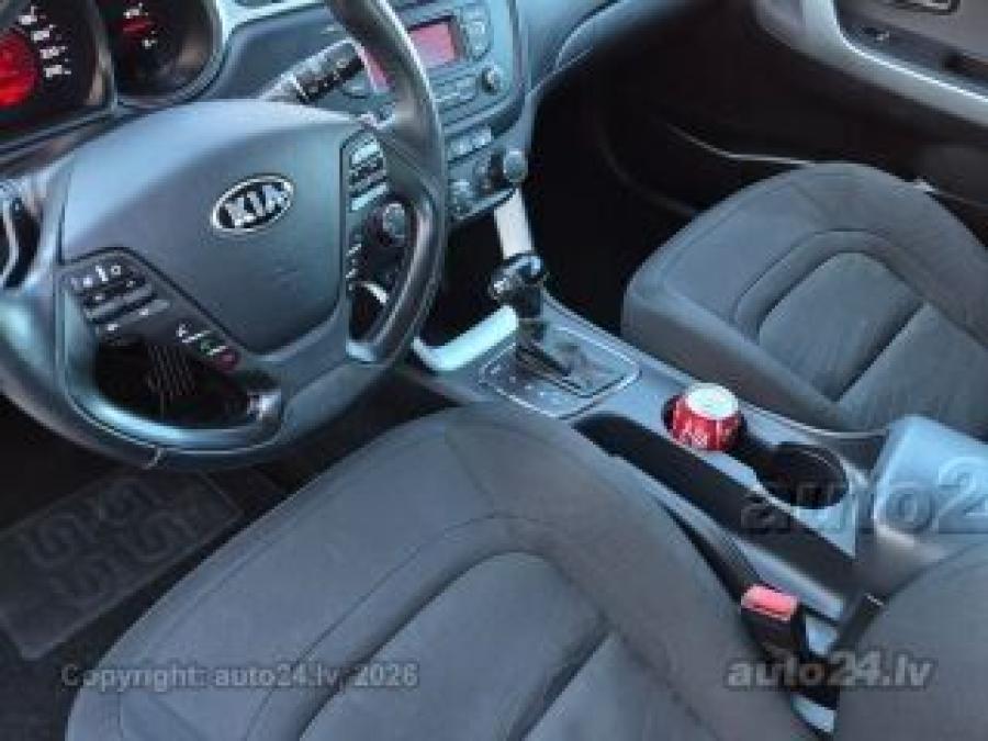 Brūns Kia Ceed 2018 Tallina, ar dzinēja tilpumu 1.60 L un nobraukumu 153 tūkst. km par 7990 €, foto 8 vietnē AUTOMOTO.COM.LV