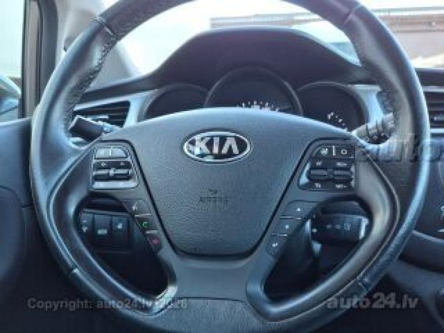 Brūns Kia Ceed 2018 Tallina, ar dzinēja tilpumu 1.60 L un nobraukumu 153 tūkst. km par 7990 €, foto 16 vietnē AUTOMOTO.COM.LV