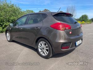 Brown Kia Ceed 2018 in Tallinn, with an engine capacity of 1.60 L and mileage of 153 thousand km for 7990 €, photo 5 on AUTOMOTO.COM.LV