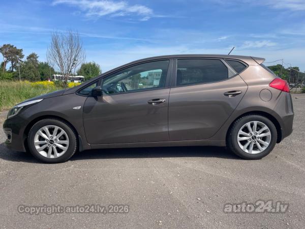 Brown Kia Ceed 2018 in Tallinn, with an engine capacity of 1.60 L and mileage of 153 thousand km for 7990 €, photo 7 on AUTOMOTO.COM.LV