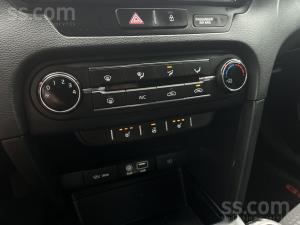 Brown Kia Ceed 2018 in Riga, with an engine capacity of 1.60 L and mileage of 148 thousand km for 7450 €, photo 15 on AUTOMOTO.COM.LV