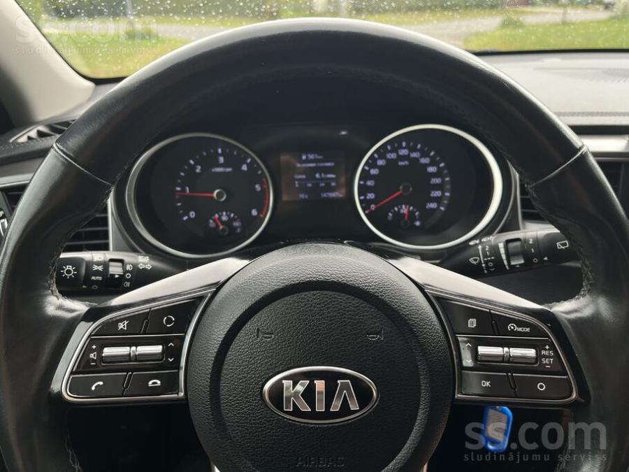 Brown Kia Ceed 2018 in Riga, with an engine capacity of 1.60 L and mileage of 148 thousand km for 7450 €, photo 17 on AUTOMOTO.COM.LV
