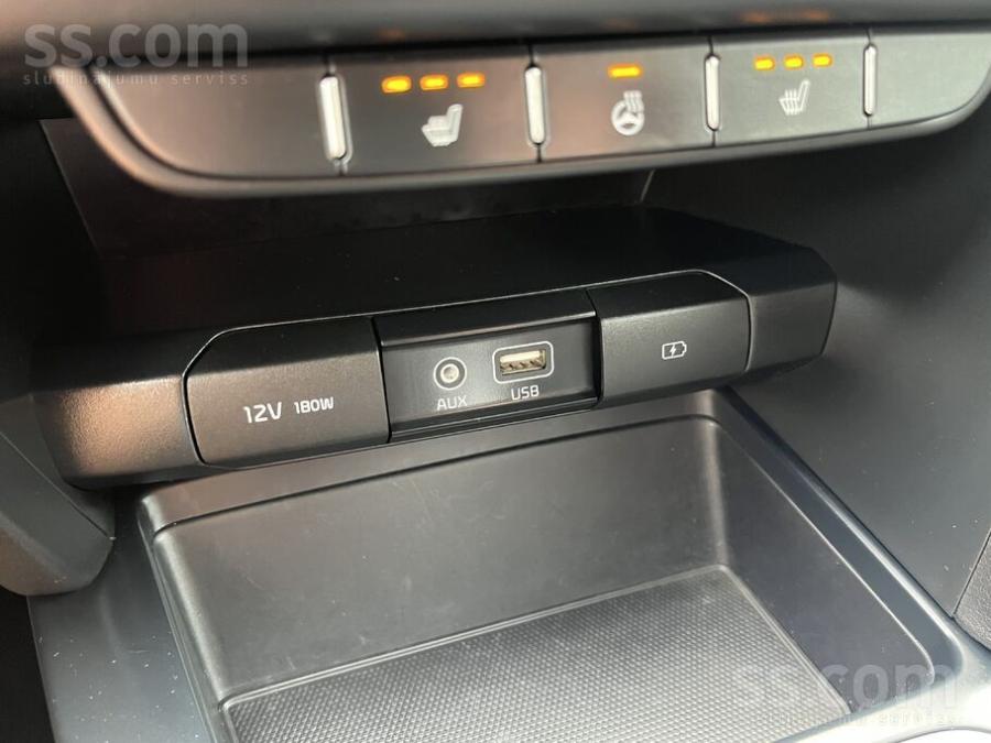 Brown Kia Ceed 2018 in Riga, with an engine capacity of 1.60 L and mileage of 148 thousand km for 7450 €, photo 19 on AUTOMOTO.COM.LV