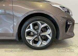 Brown Kia Ceed 2019 in Tallinn, with an engine capacity of 1.40 L and mileage of 94 thousand km for 12990 €, photo 6 on AUTOMOTO.COM.LV