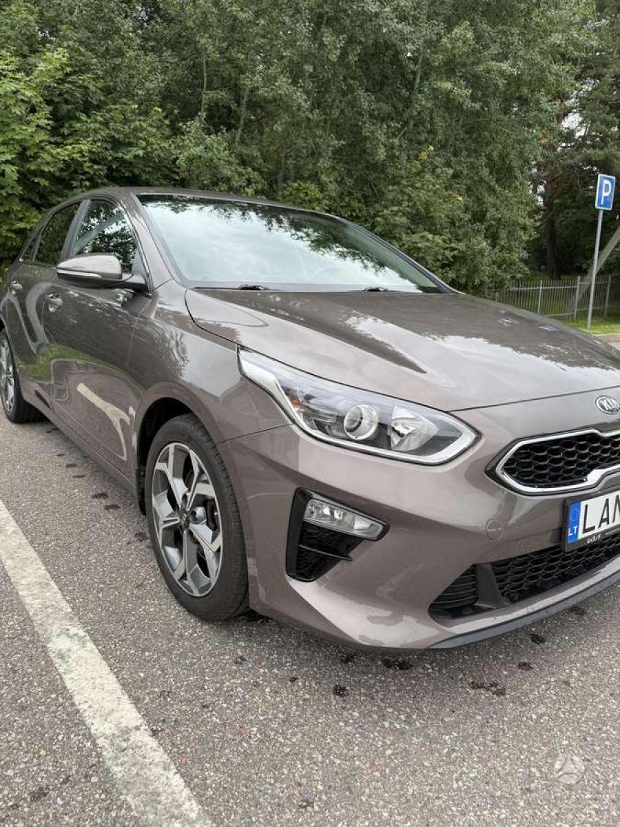 Brown Kia Ceed 2019 in Vilnius, with an engine capacity of 1.35 L and mileage of 77 thousand km for 11300 €, photo 12 on AUTOMOTO.COM.LV
