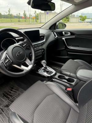 Brown Kia Ceed 2019 in Vilnius, with an engine capacity of 1.35 L and mileage of 77 thousand km for 11300 €, photo 17 on AUTOMOTO.COM.LV
