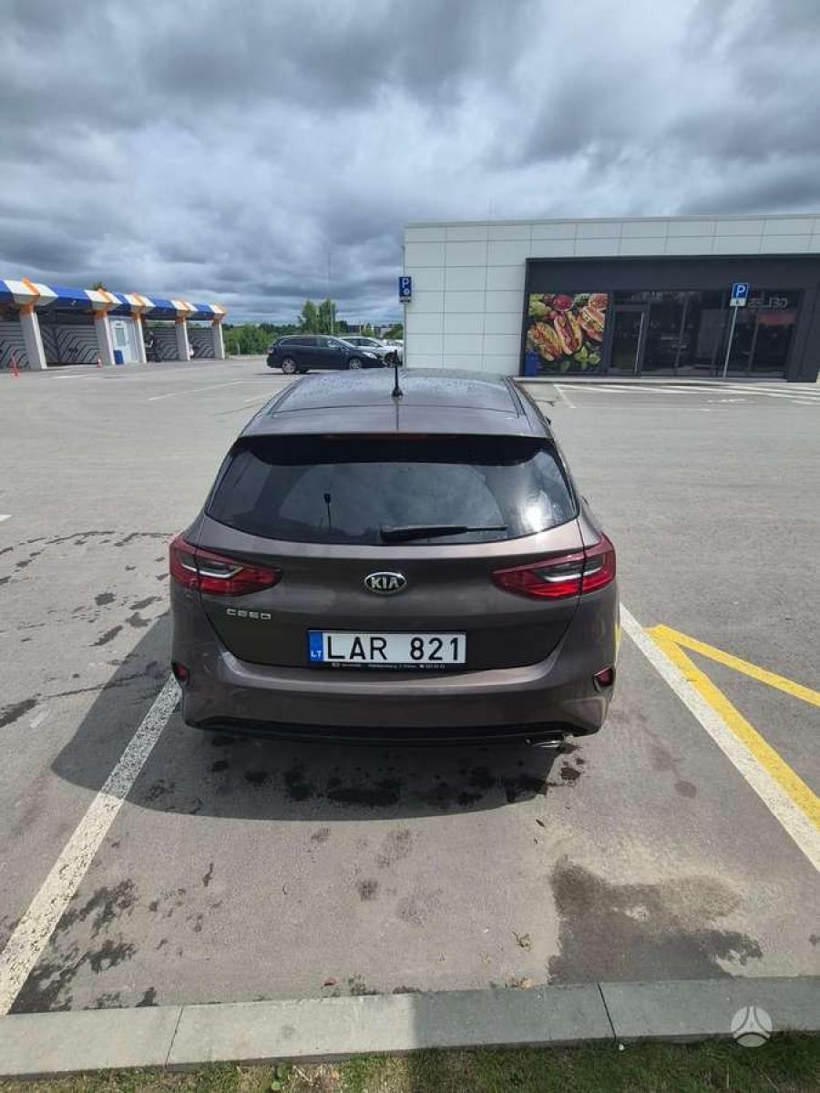 Brūns Kia Ceed 2019 Viļņa, ar dzinēja tilpumu 1.37 L un nobraukumu 124 tūkst. km par 8500 €, foto 10 vietnē AUTOMOTO.COM.LV
