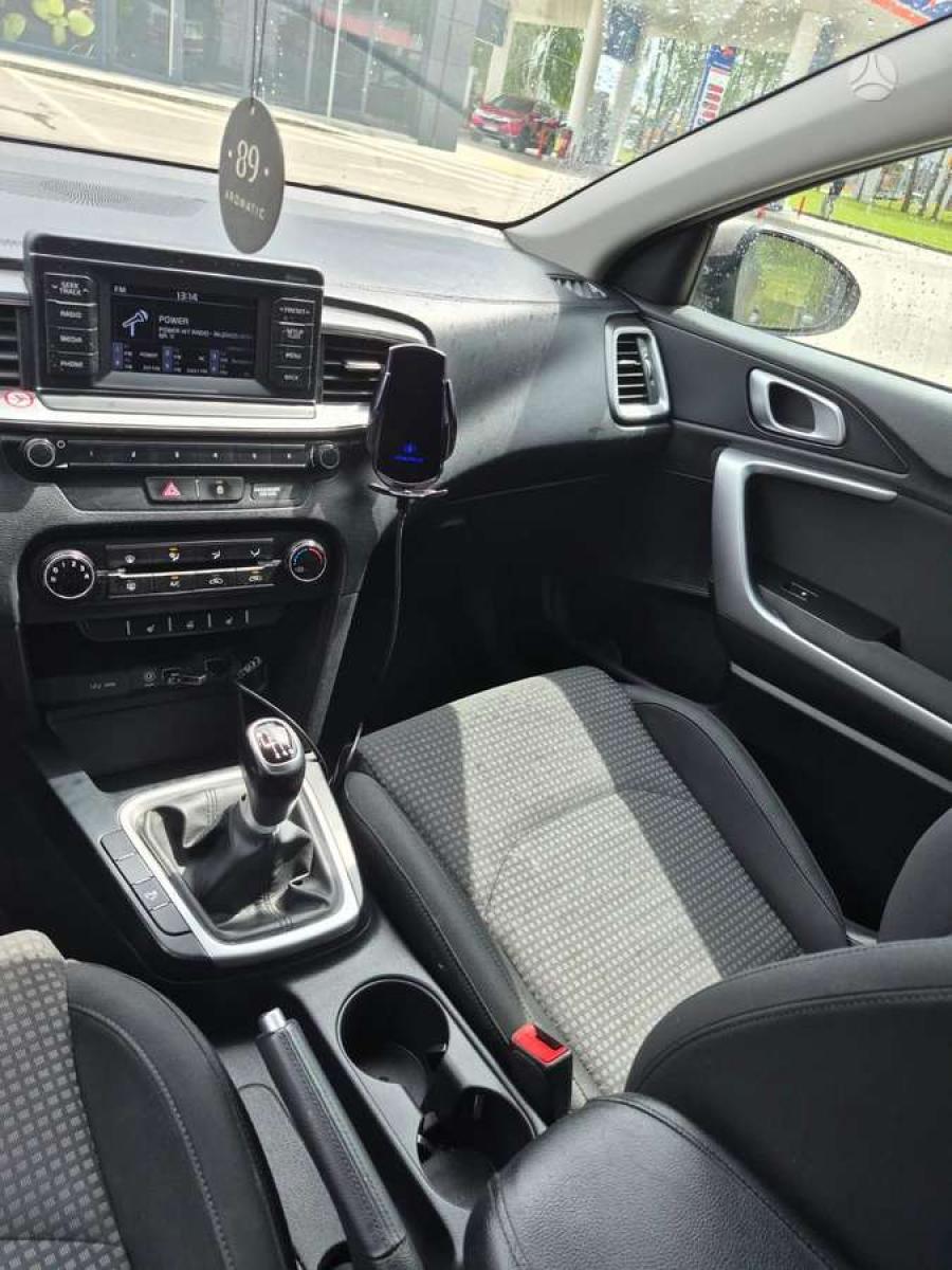 Brūns Kia Ceed 2019 Viļņa, ar dzinēja tilpumu 1.37 L un nobraukumu 124 tūkst. km par 8500 €, foto 13 vietnē AUTOMOTO.COM.LV