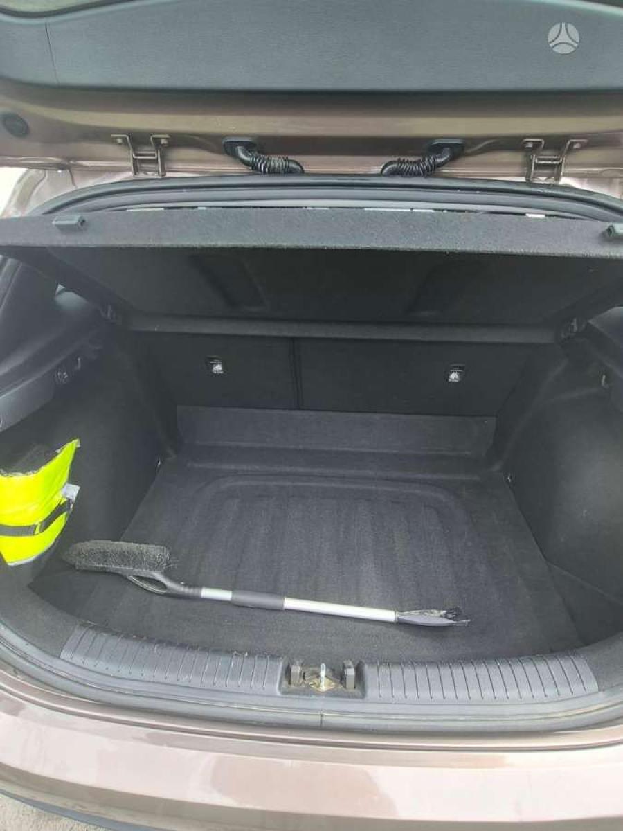 Brūns Kia Ceed 2019 Viļņa, ar dzinēja tilpumu 1.37 L un nobraukumu 124 tūkst. km par 8500 €, foto 14 vietnē AUTOMOTO.COM.LV