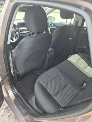 Brūns Kia Ceed 2019 Viļņa, ar dzinēja tilpumu 1.37 L un nobraukumu 124 tūkst. km par 8500 €, foto 15 vietnē AUTOMOTO.COM.LV