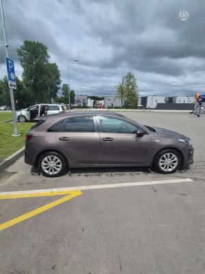 Brūns Kia Ceed 2019 Viļņa, ar dzinēja tilpumu 1.37 L un nobraukumu 124 tūkst. km par 8500 €, foto 17 vietnē AUTOMOTO.COM.LV