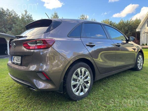 Brūns Kia Ceed 2019 Rīga, ar dzinēja tilpumu 1.60 L un nobraukumu 96 tūkst. km par 7000 €, foto 5 vietnē AUTOMOTO.COM.LV