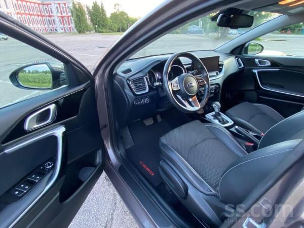 Brown Kia Ceed 2020 in Jelgava, with an engine capacity of 1.40 L and mileage of 70 thousand km for 12000 €, photo 5 on AUTOMOTO.COM.LV