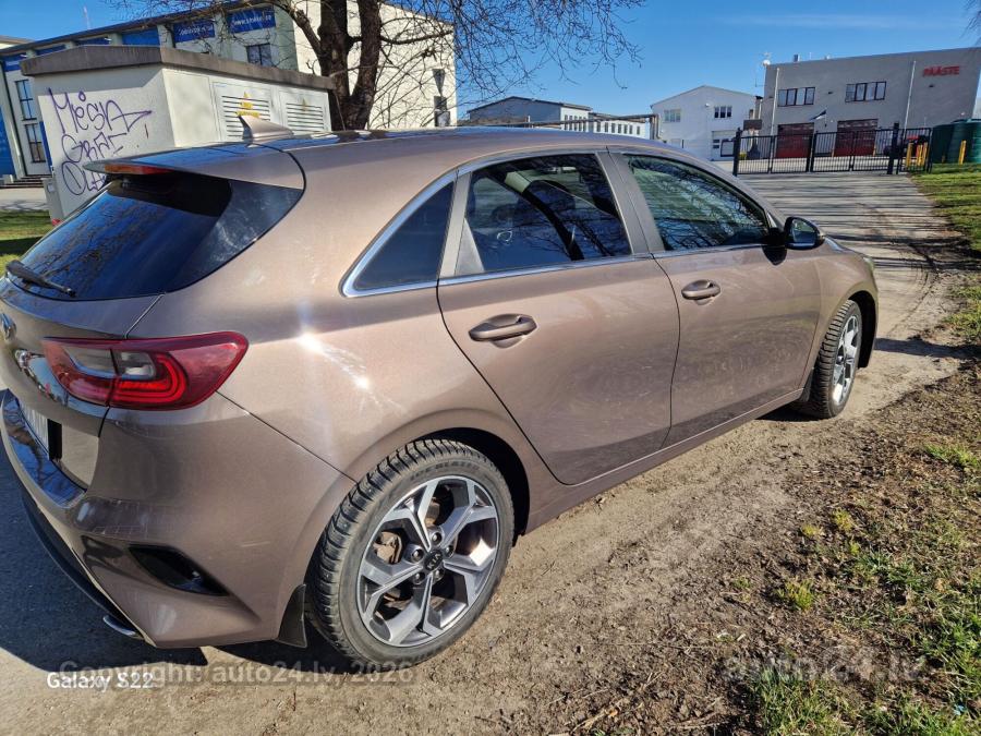 Brown Kia Ceed 2021 in Tallinn, with an engine capacity of 1.50 L and mileage of 61 thousand km for 13900 €, photo 7 on AUTOMOTO.COM.LV