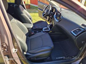 Brown Kia Ceed 2021 in Tallinn, with an engine capacity of 1.50 L and mileage of 61 thousand km for 13900 €, photo 12 on AUTOMOTO.COM.LV