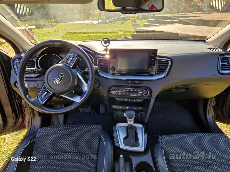 Brown Kia Ceed 2021 in Tallinn, with an engine capacity of 1.50 L and mileage of 61 thousand km for 13900 €, photo 14 on AUTOMOTO.COM.LV