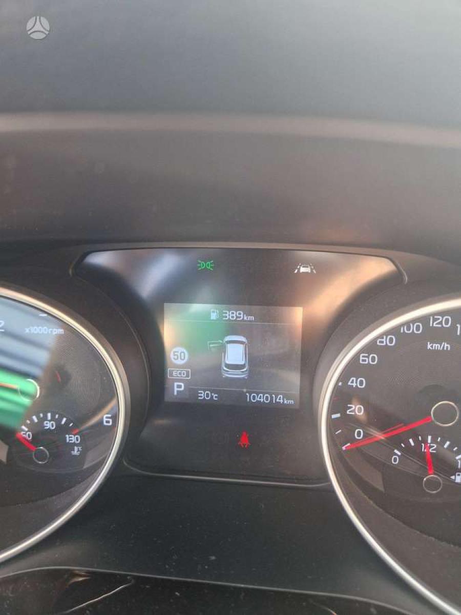 Brown Kia Ceed 2021 in Kaunas, with an engine capacity of 1.60 L and mileage of 104 thousand km for 8000 €, photo 5 on AUTOMOTO.COM.LV