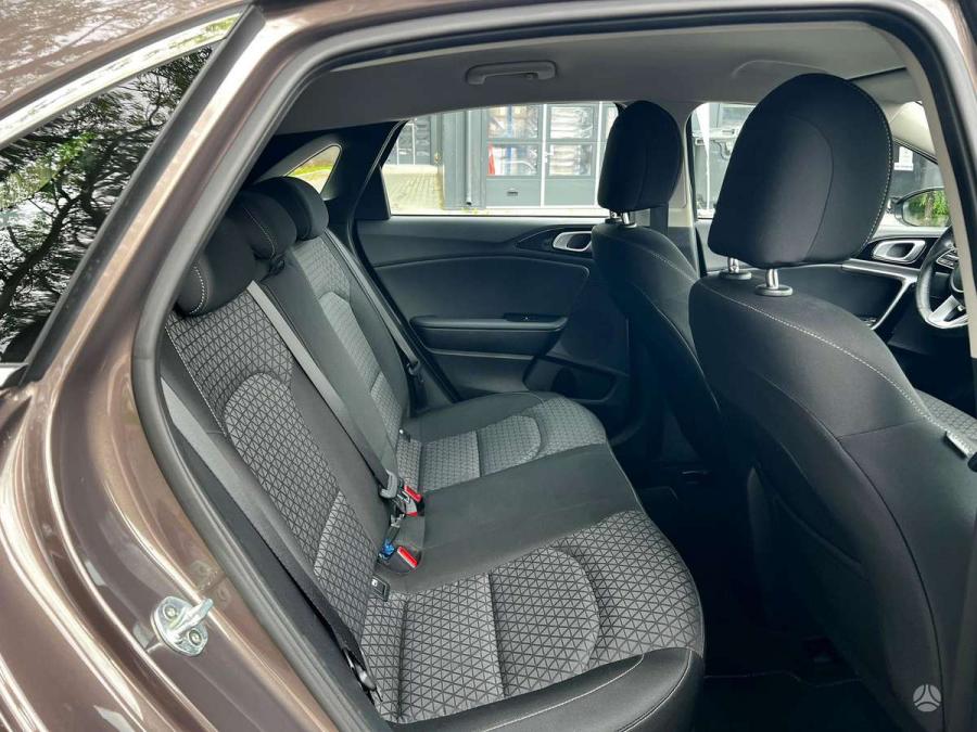 Brūns Kia Ceed 2021 Šauļi, ar dzinēja tilpumu 1.60 L un nobraukumu 104 tūkst. km par 10700 €, foto 13 vietnē AUTOMOTO.COM.LV
