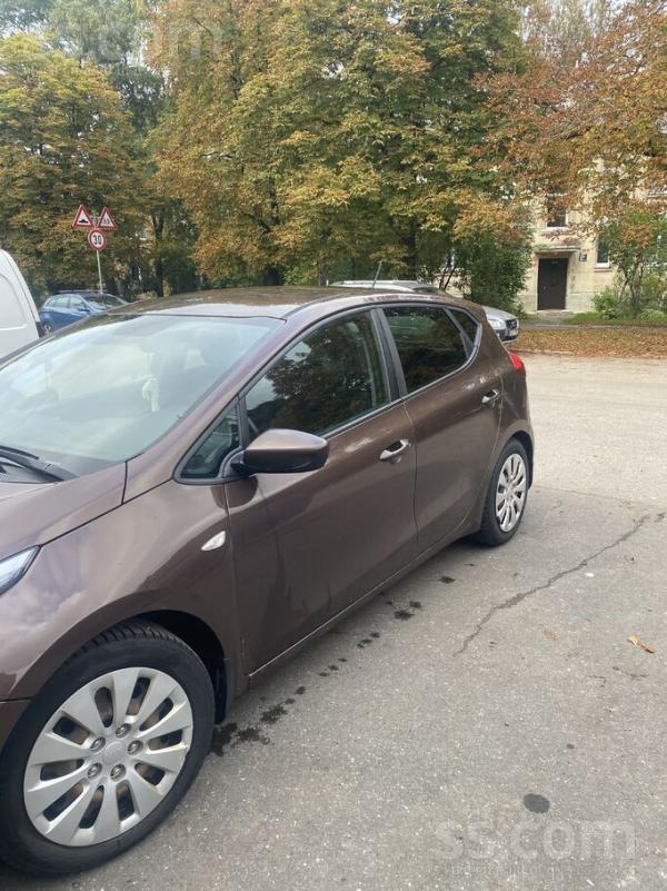 Brūns Kia Ceed 2014 Rīga, ar dzinēja tilpumu 1.40 L un nobraukumu 290 tūkst. km par 3500 €, foto 3 vietnē AUTOMOTO.COM.LV