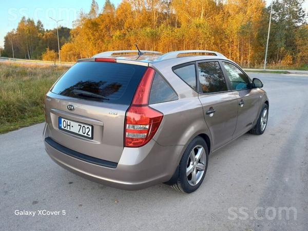 Brūns Kia Ceed 2007 Preiļi, ar dzinēja tilpumu 1.60 L un nobraukumu 352 tūkst. km par 1250 €, foto 3 vietnē AUTOMOTO.COM.LV