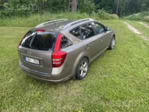 Brown Kia Ceed 2007 in Preili, with an engine capacity of 1.60 L and mileage of 360 thousand km for 1550 €, photo 5 on AUTOMOTO.COM.LV